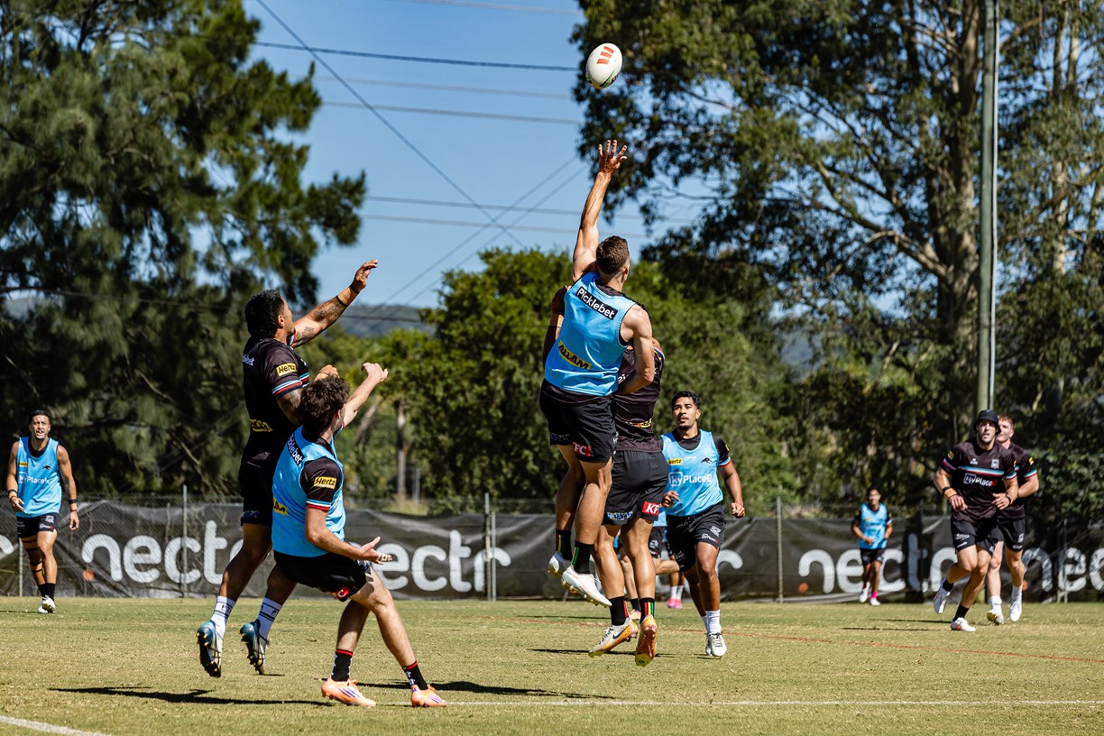 Gallery: Family Day - Pre-season training | Official website of the ...