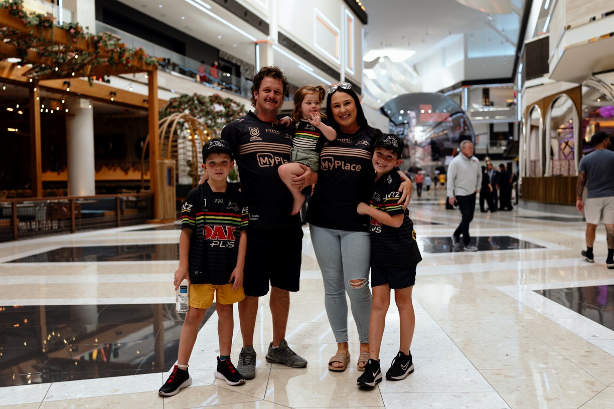 Panthers soak up Vegas on historic tour | Official website of the ...