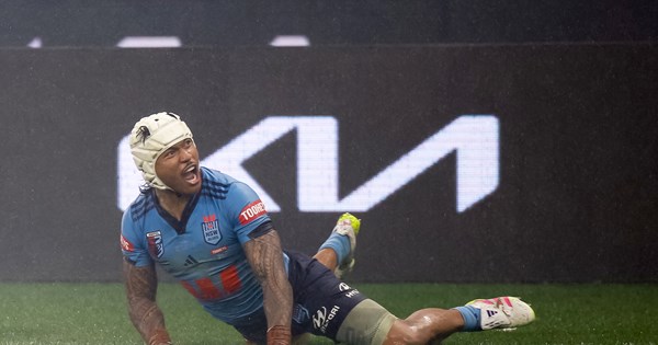 Bizza scores a double | Official website of the Penrith Panthers