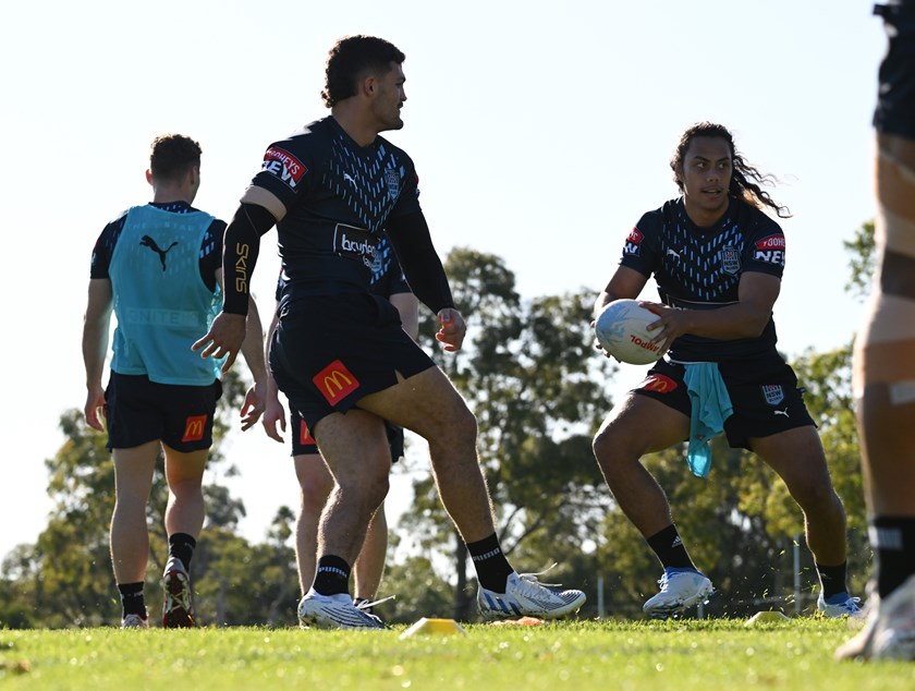 Blue Panthers hit training paddock in Perth | Panthers