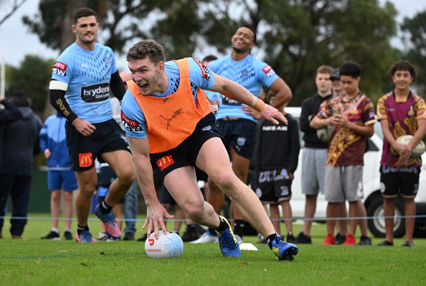 Blue Panthers hit training paddock in Perth | Official website of the ...