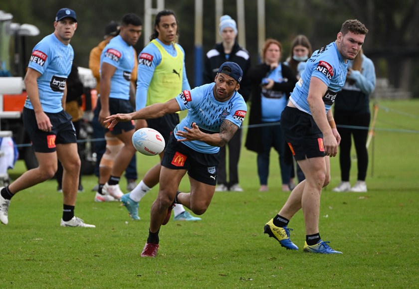 Blue Panthers hit training paddock in Perth | Official website of the ...