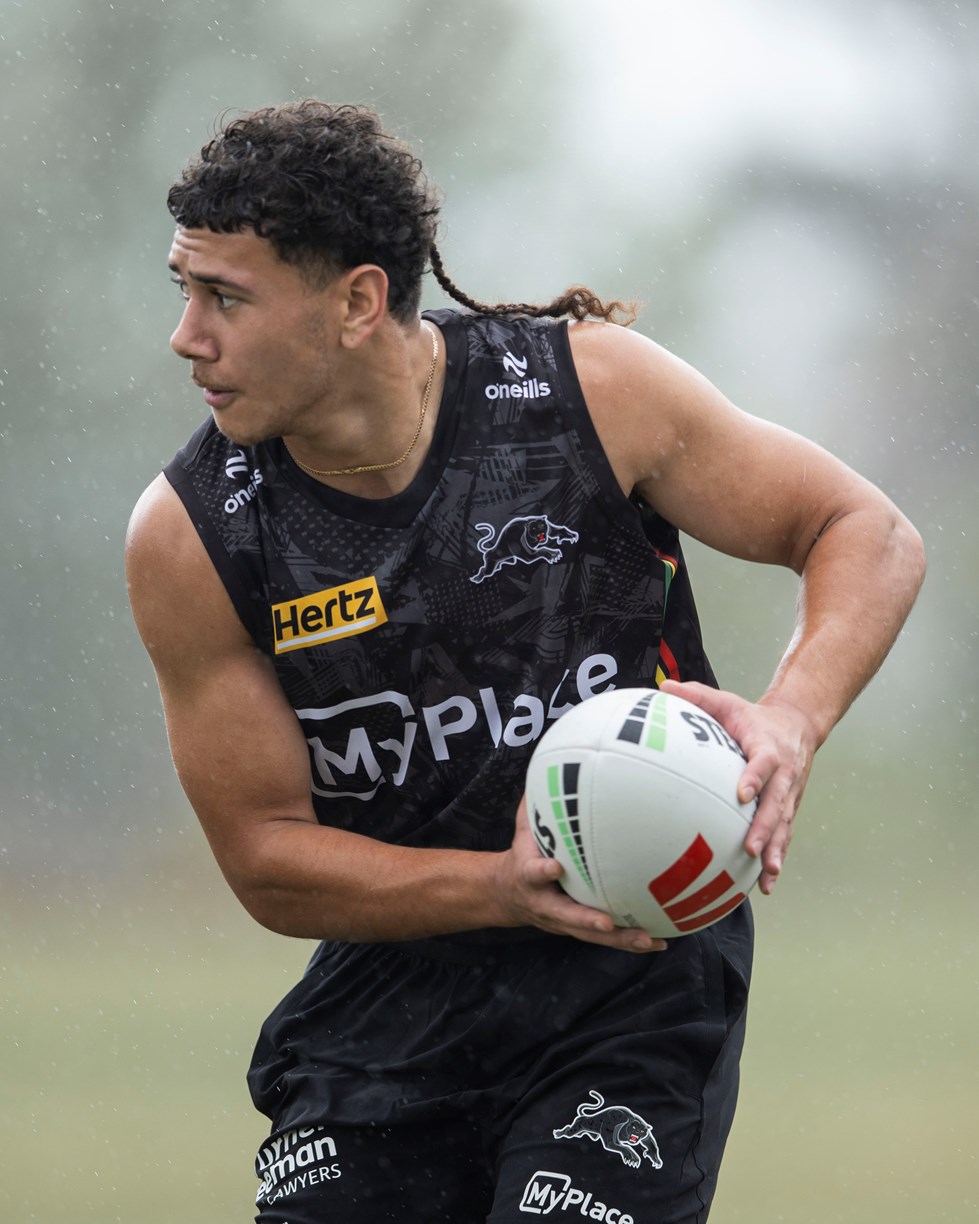 Gallery: First day on the field | Official website of the Penrith Panthers